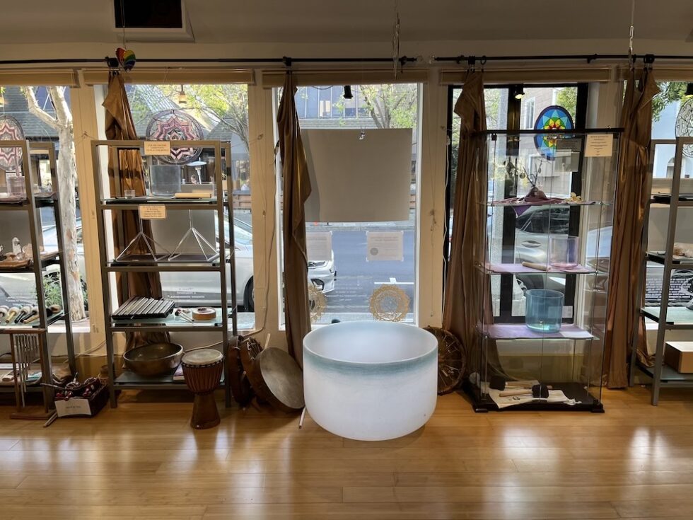 GLOBE INSTITUTE - SOUND HEALING COLLEGE