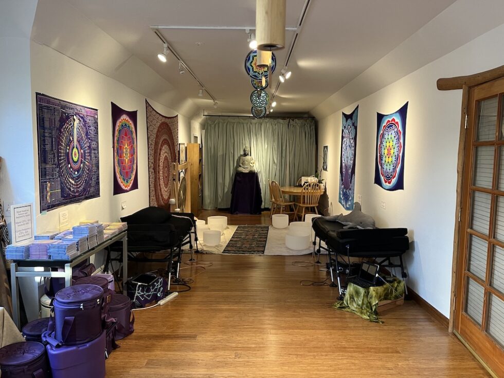 GLOBE INSTITUTE - SOUND HEALING COLLEGE