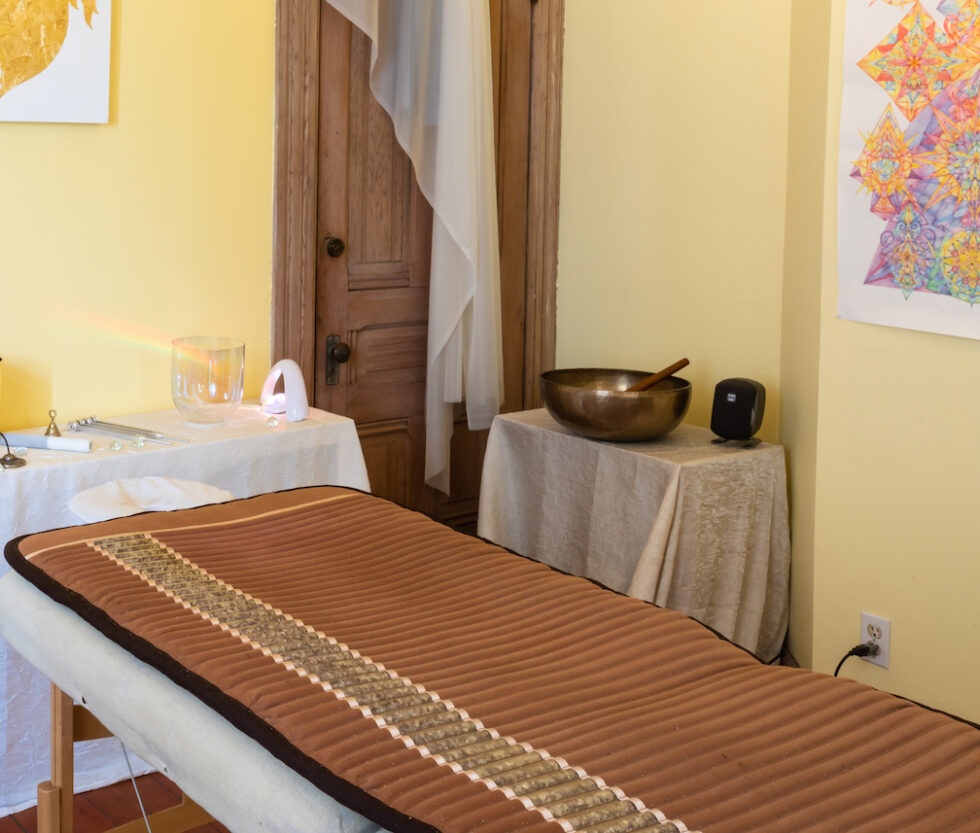 GLOBE INSTITUTE - SOUND HEALING COLLEGE